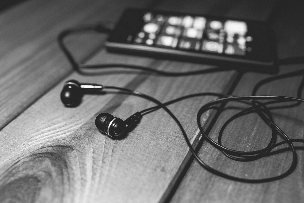 Google Launches Free Version of Play Music - Wiproo